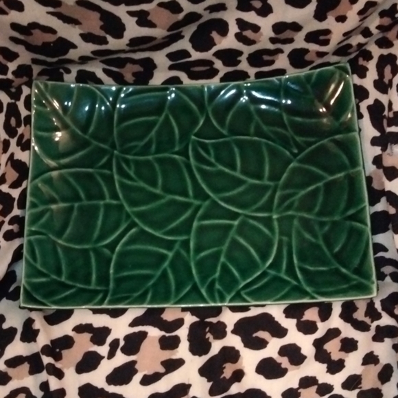 Pier 1 | Accents | Pier Imports Leaf Platter Dark Jade | Poshmark